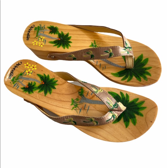 Woodies | Shoes | Woodies Hand Painted Palm Tree Thong Sandals | Poshmark